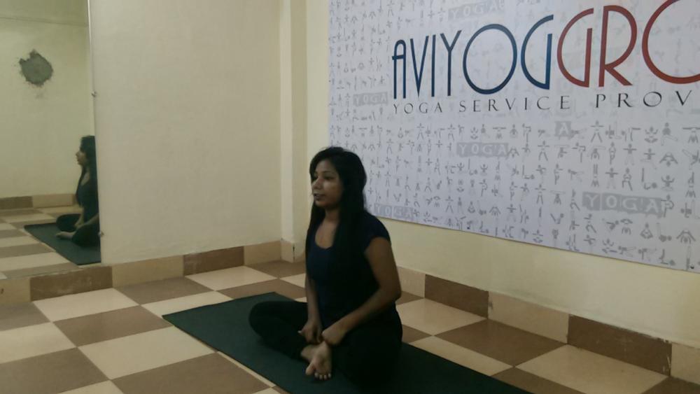 Yoga Teacher Laxmi Sahani | Yoga at Home | AVIYOG GROUP